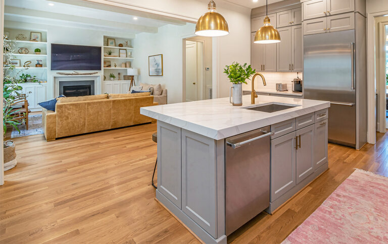 18 Elegant Marble Kitchen Island Upgrades to Revamp Your Home