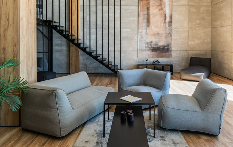 16 Metal Coffee Table Ideas: From Simplicity to Opulent Aesthetics