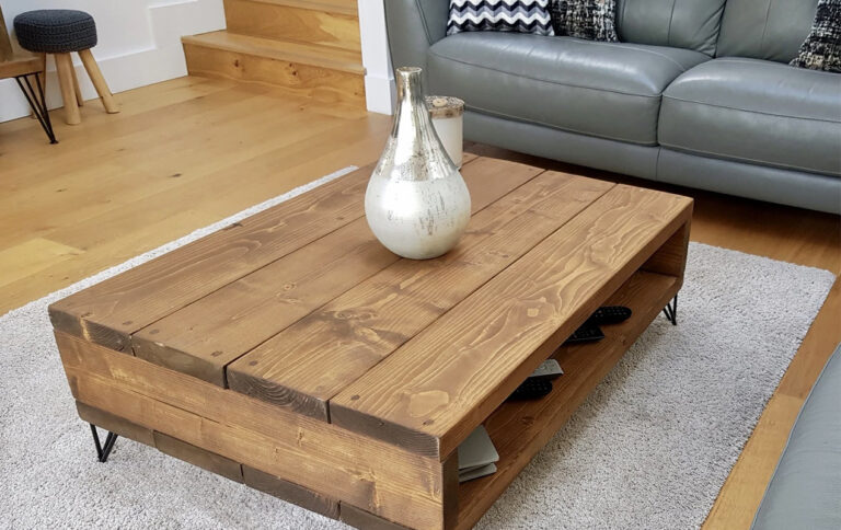22 Pine Coffee Tables: Ideas to Create a Warm Welcome